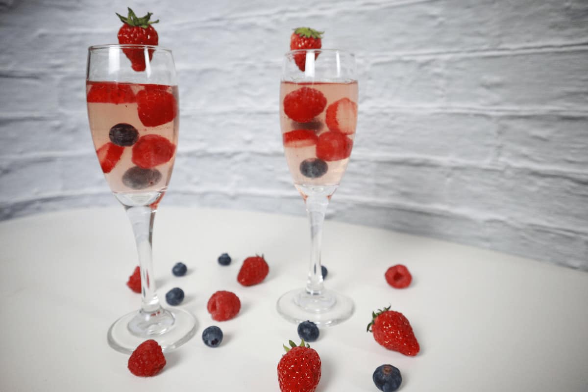 Champagne Jelly With Red Berries - Culinary Ambition