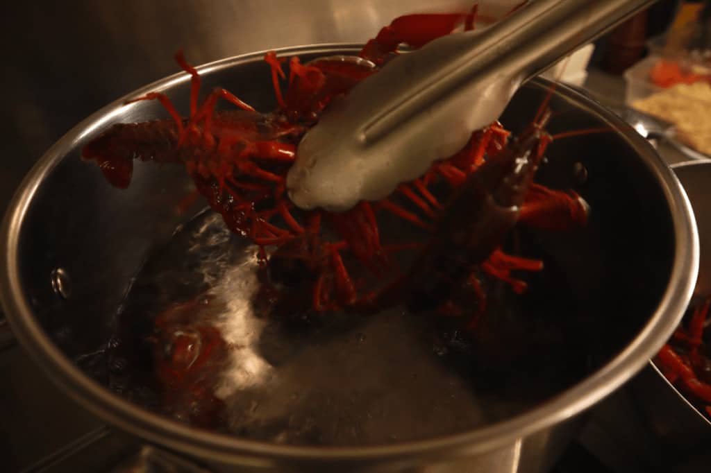 Chinese Style Crayfish With Garlic - Culinary Ambition