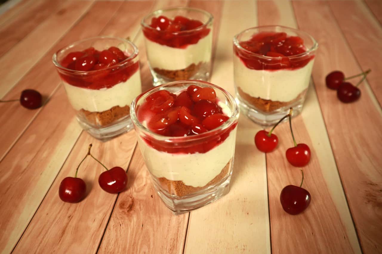 No-Bake Cherry Delight In Jars - Culinary Ambition
