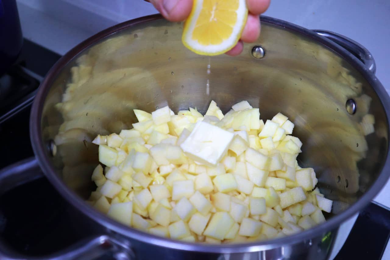 Mashed Apple Compote - So Easy It Can Be Made Without Recipe - Culinary ...